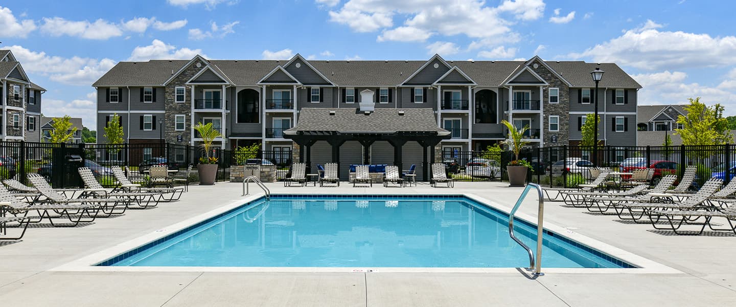 Groveport, Ohio Apartments | Lakeside Village | 1-3 Bedrooms