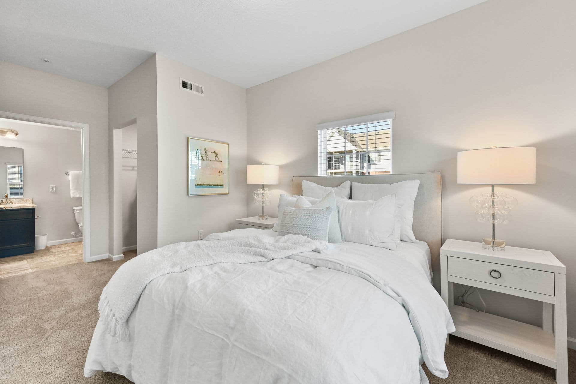 Powell, Ohio Apartments | Rosewood Village | 1-3 Bedroom